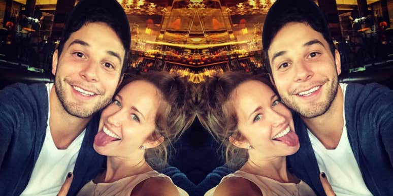 Who Is Skylar Astin New Details Why Hes Divorcing Anna Camp Yourtango